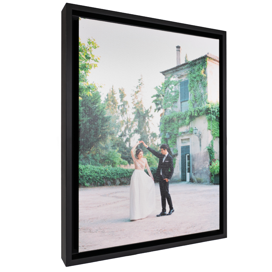 Black Frame – Cherish AR